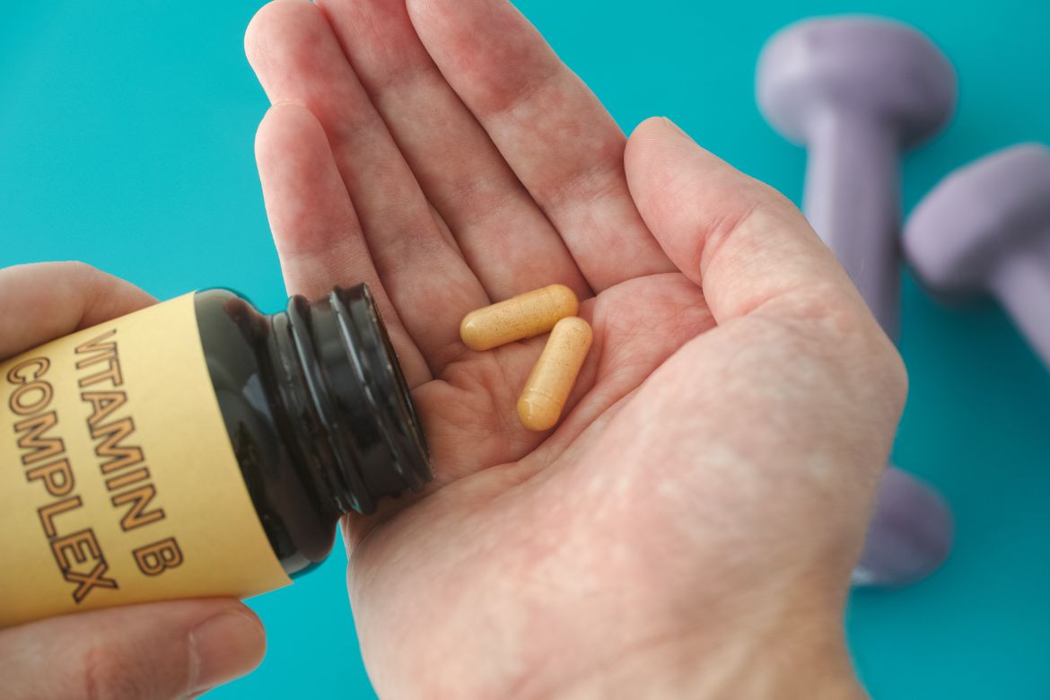 Benefícios do Complexo B para a Saúde e Bem-Estar [Guia]